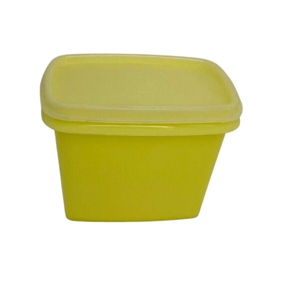 Tupperware | Kitchen | Vintage Tupperware Yellow Container 2436 Lid ...